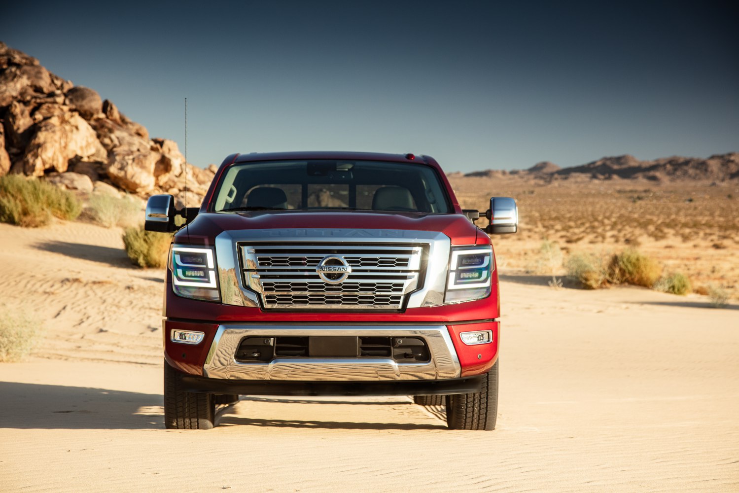 Nissan Titan II Crew Cab XD (facelift 2020) 5.6 V8 (400 Hp) 4WD ...
